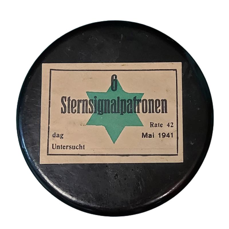 WW2 German Army Six Round Signal Flare Container – Canadian Soldier ...